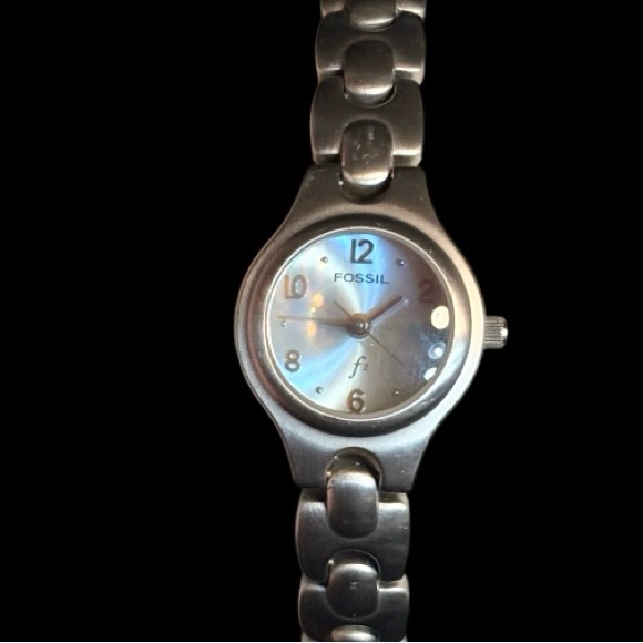 Fossil | Accessories | Fossil F2 Ladies Watch With A Reflective Blue ...